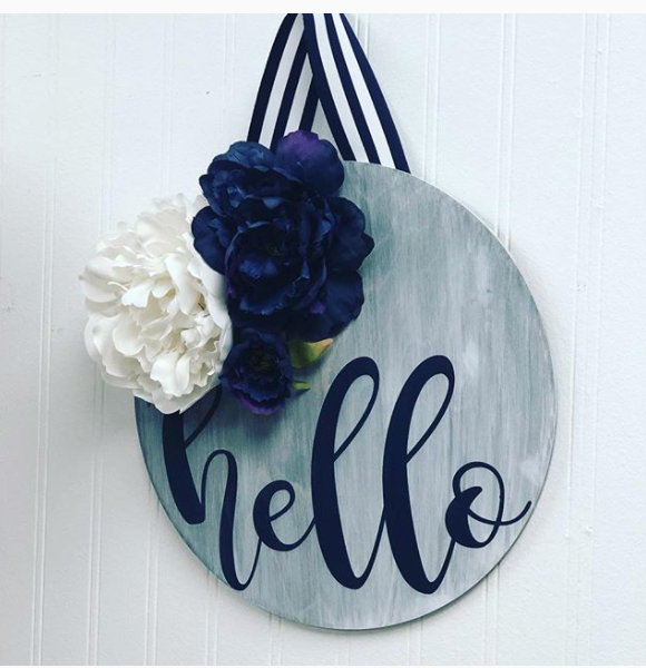 12 inch round door sign – The Barn Door Studio Ltd.